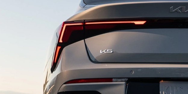 Unveiling the 2025 Kia K5: The Sporty Sedan Redefined